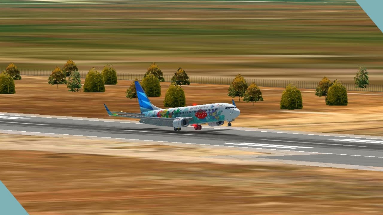 Boeing 737 800 Garuda Indonesia | landing di Bandara El Tari Airport ...