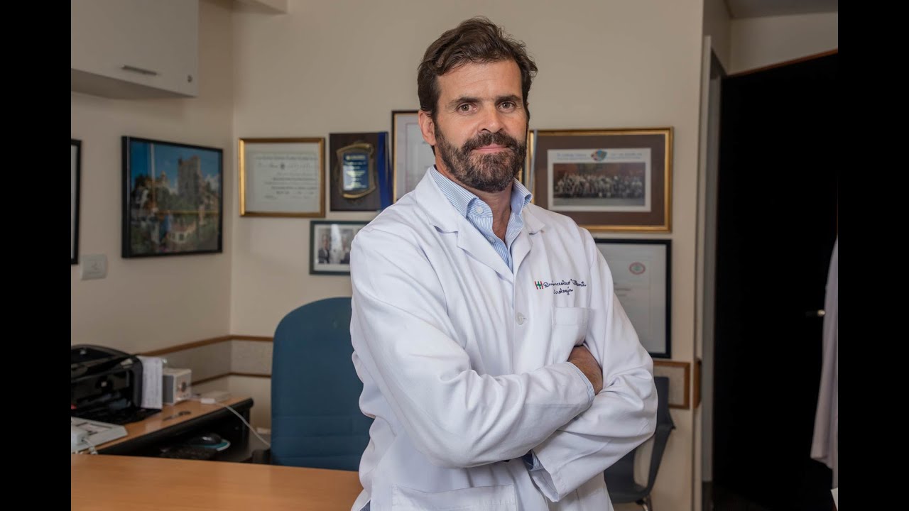 Dr. Wenceslao Villamil, Jefe de Cirugía Robótica de Urología del ...