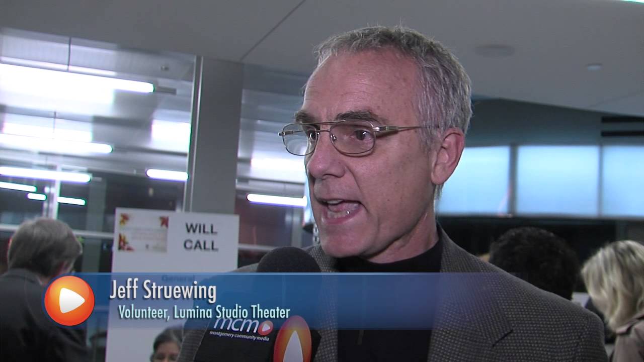 Volunteer Jeff Struewing Talks About Contributing to the Arts - YouTube