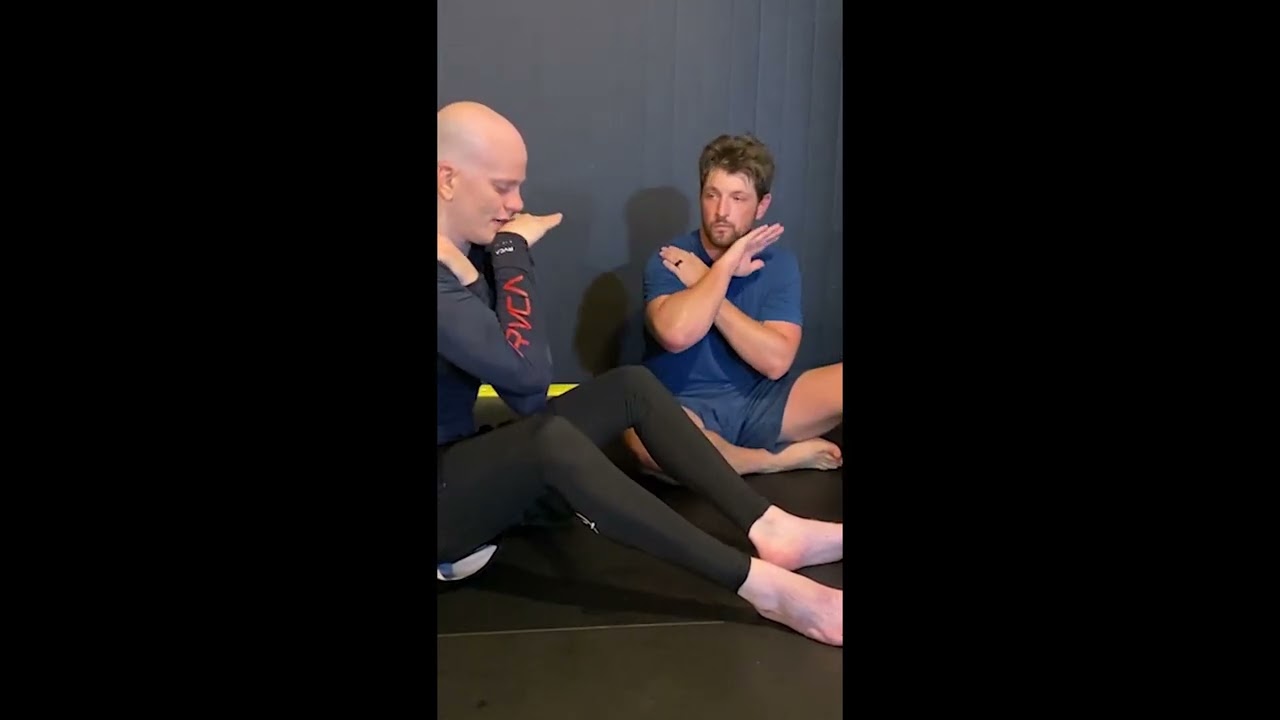 Rear Naked Choke Tutorial - YouTube