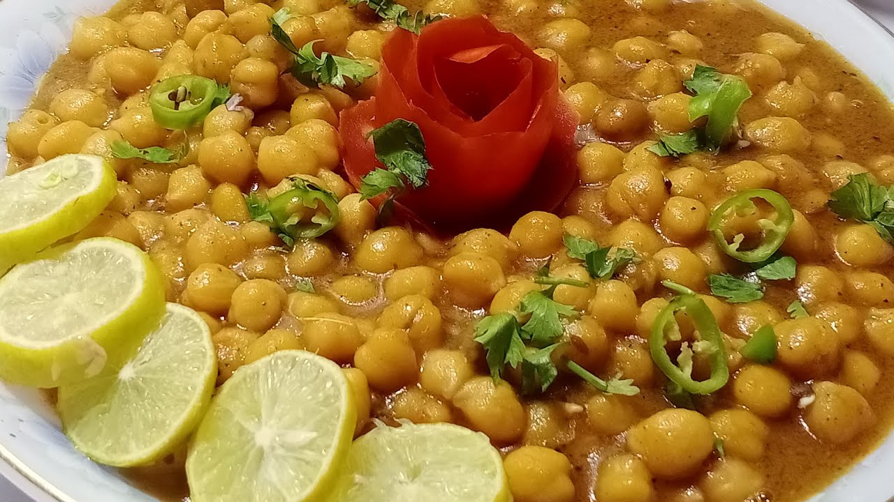 Lohari Cholay Original Recipe|| Chiker Cholay || Safeed Chanay Ka Salan ...