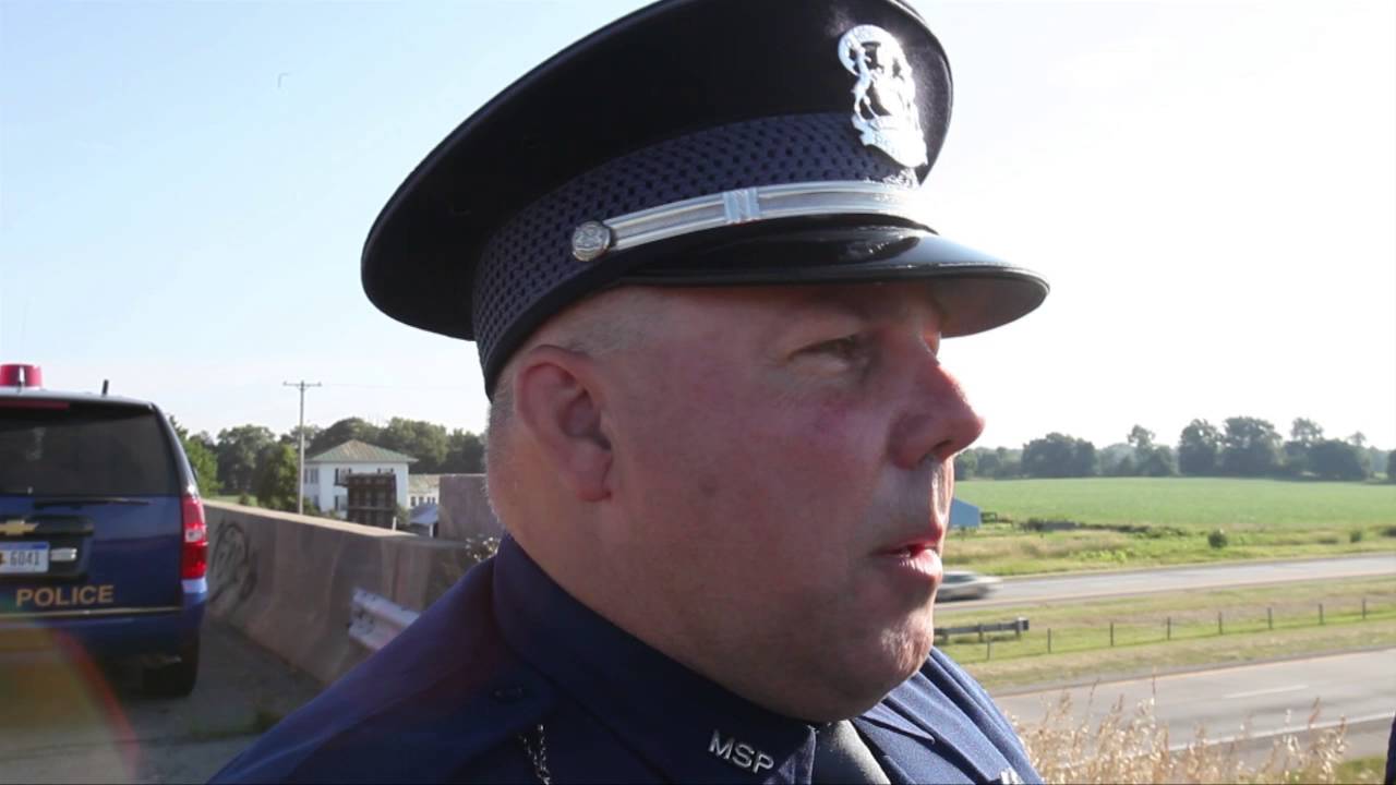 Police Chase Ends On I 96 At Morse Lake Road YouTube police-chase-ends-on-i-96-at-morse-lake-road-youtube