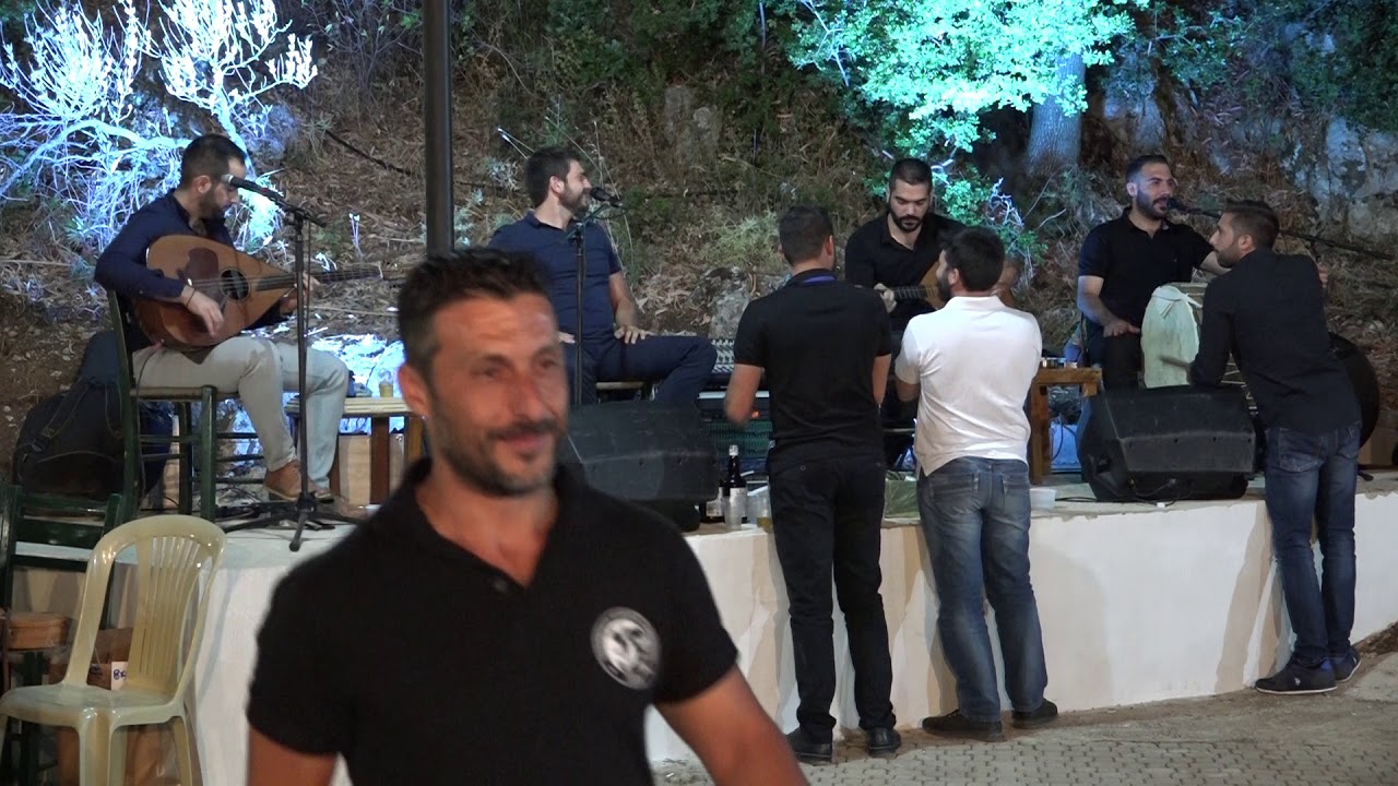Θανάσης Μαυρόκωστας Πάντα θλιμμένη χαραυγή Καμαράκι 27-7-2019 - YouTube