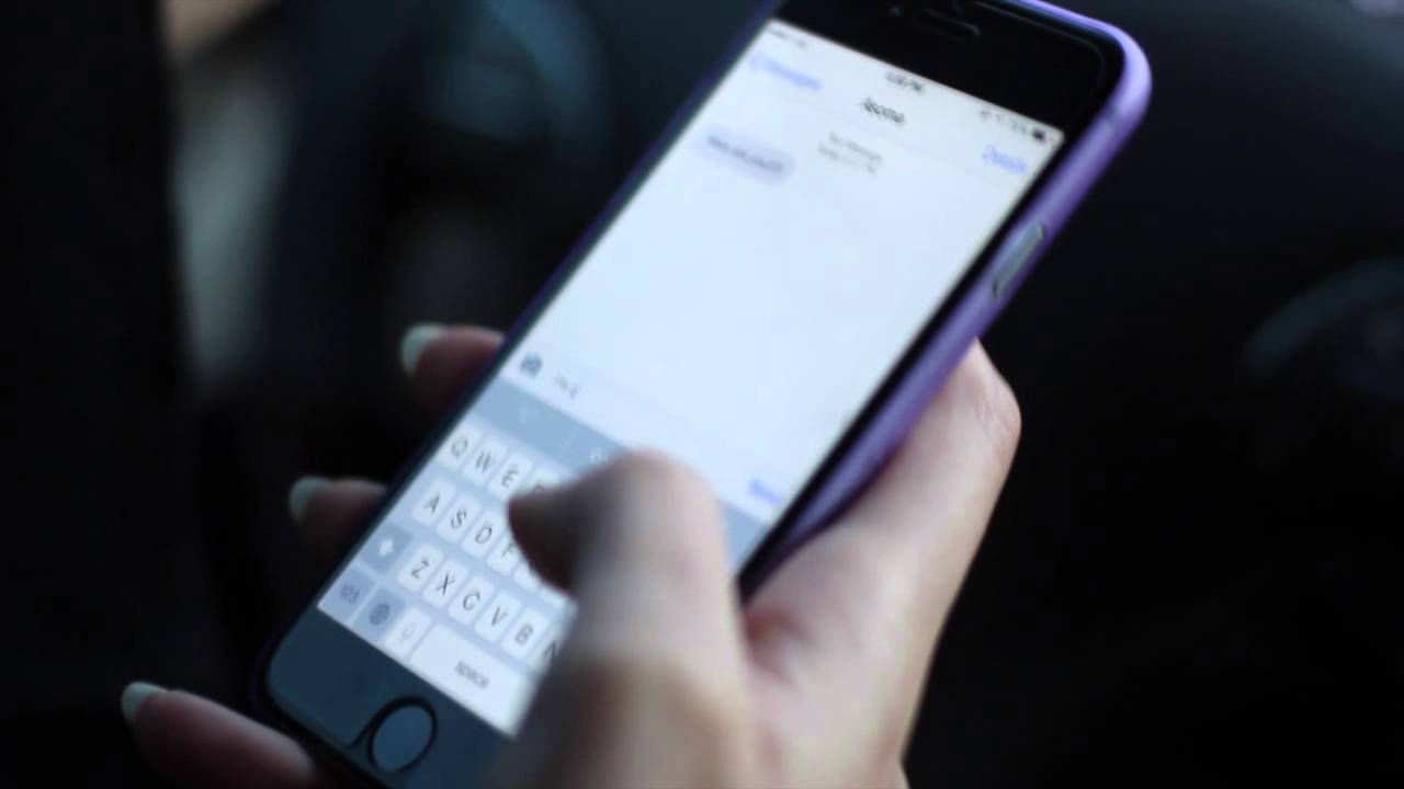 PSA: Texting while driving - YouTube