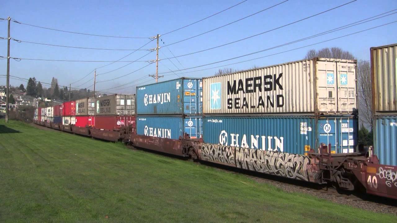 UP 4997 Leads A Stack Train @ Old Town Tacoma, WA w Canon HF11 - YouTube