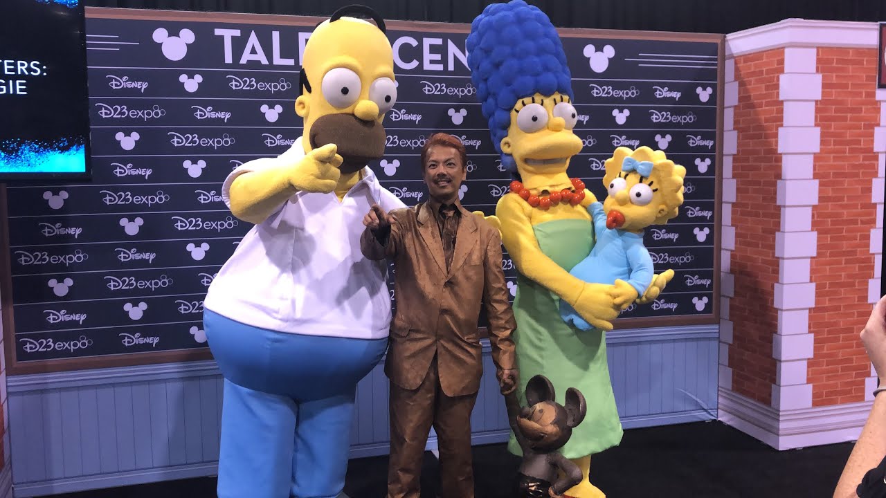 Homer Meets Walt in First Disney Simpsons Meet & Greet D23 Expo - YouTube