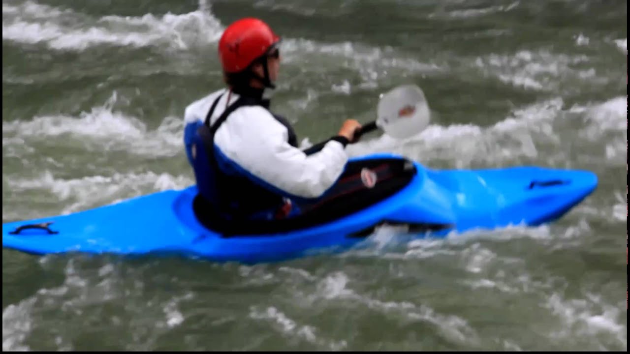kayaking on the Yellowstone River - YouTube