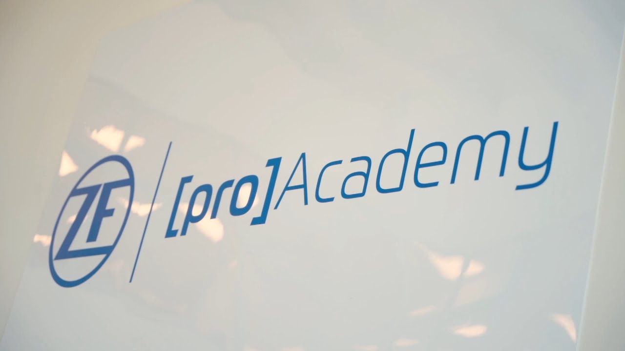 LLEGÓ ZF [PRO] ACADEMY - YouTube