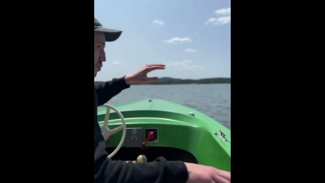 Лодка на электромоторе. Махово озеро - YouTube