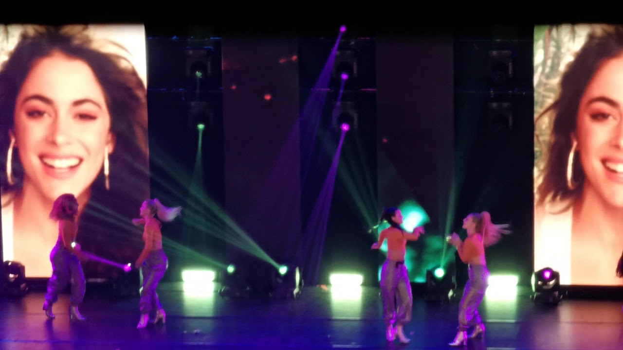 Tini La Cintura live Paris - YouTube