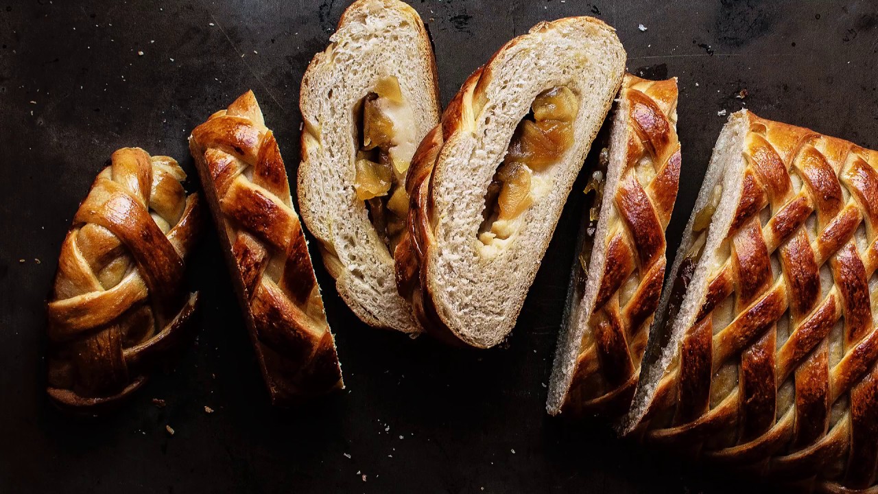 Pan cota de malla - Chain mail bread - YouTube