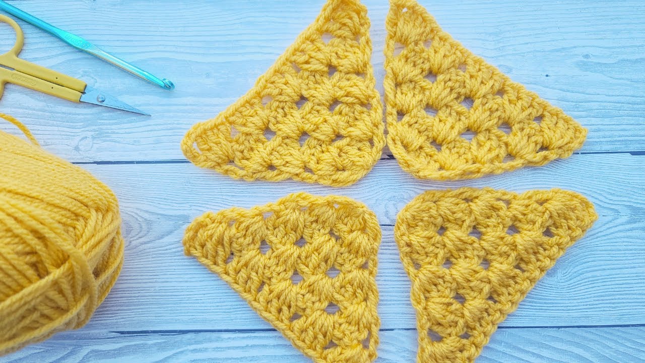 Crochet A Granny Quarter Square With This Easy Beginner Tutorial (LEFT ...
