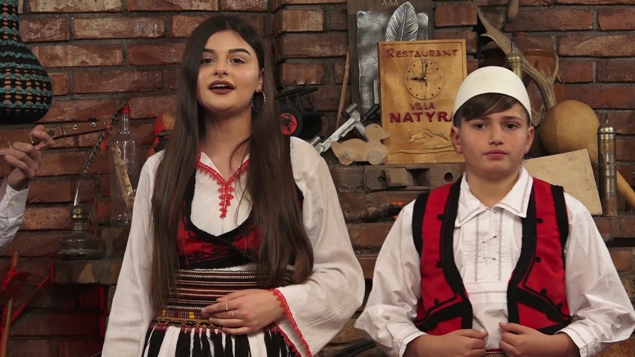Lumkestra & Albin Gashi - Ani mora rrugen per Tiranë - YouTube