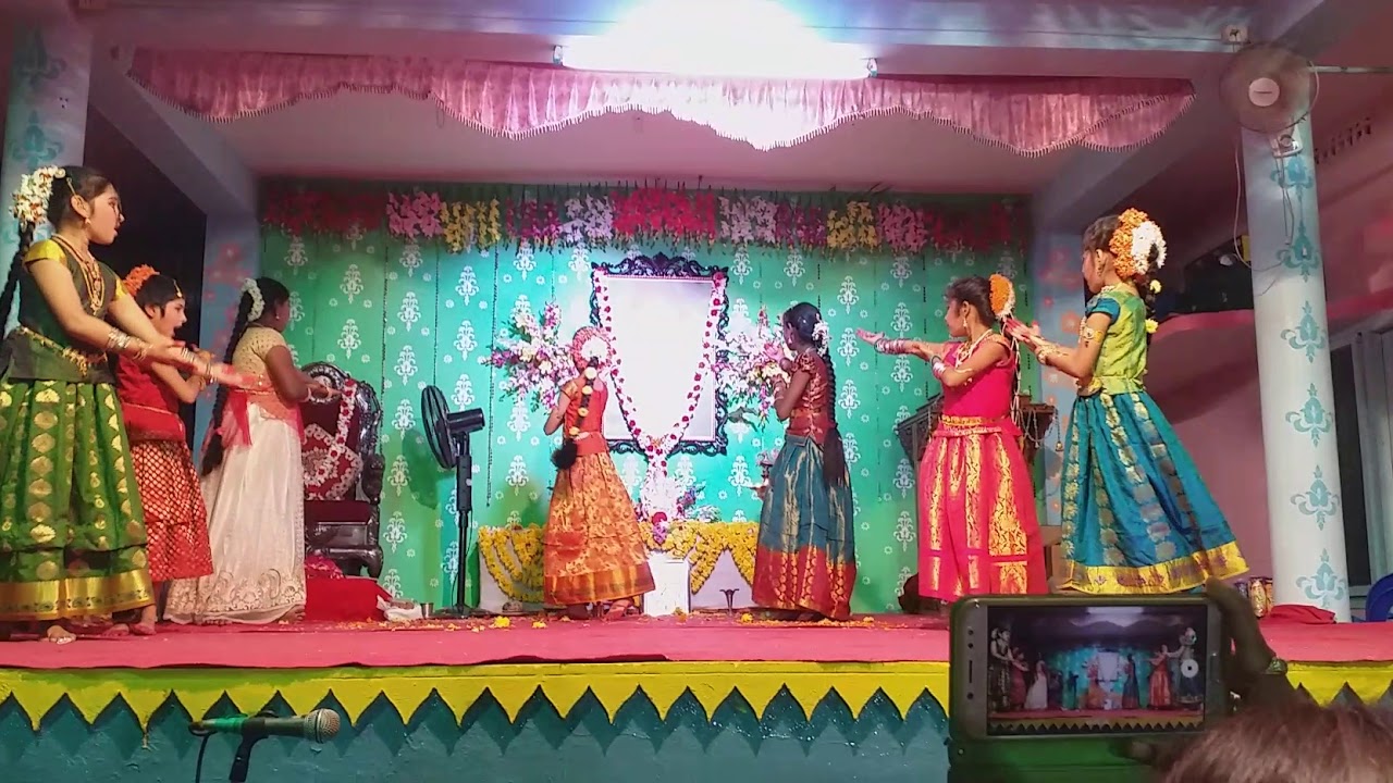 Geetha dance - YouTube