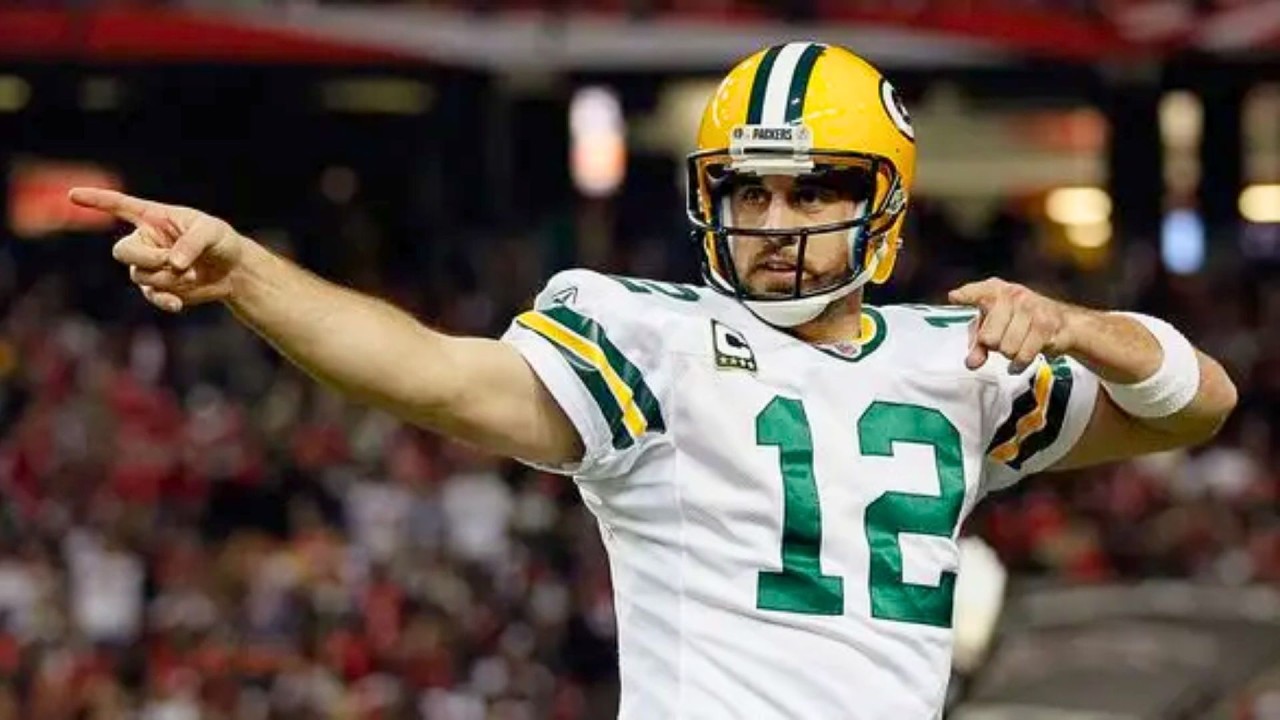 Aaron Rodgers 2011 MVP Season || 48 TDs 6 INTs - YouTube