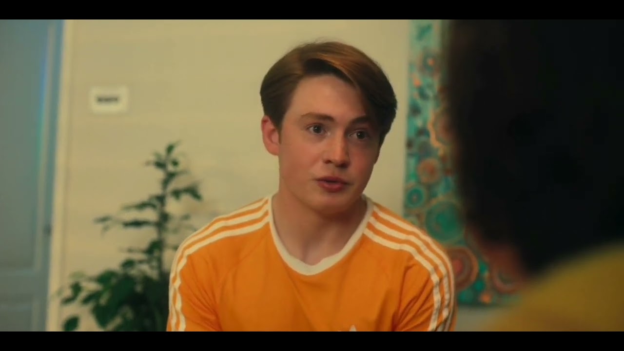 Nick Comes Out to His Mum Scene | Heartstopper (2022) (1080p) - YouTube