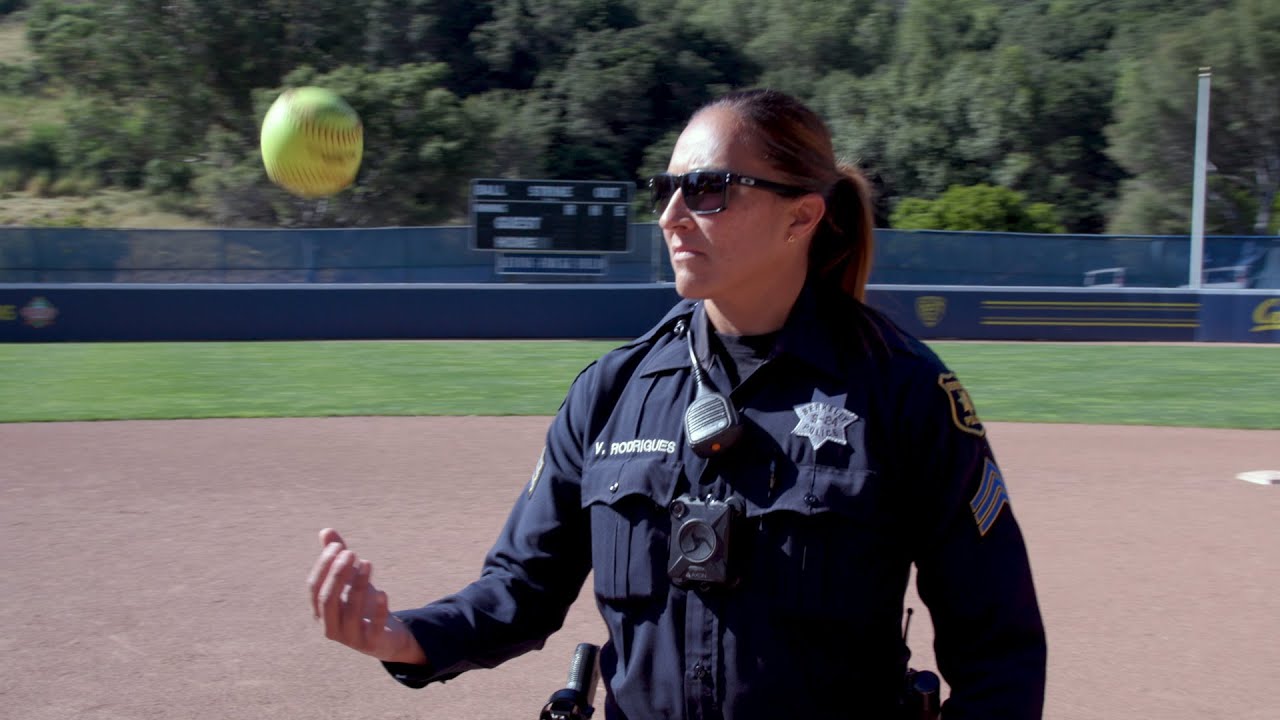 A Day In The Life Of A Police Officer - YouTube