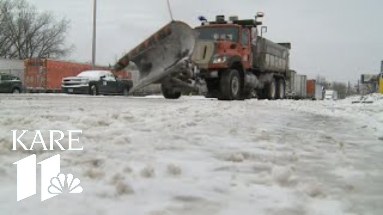 How MnDOT faces the challenges of keeping roads clear of snow - YouTube