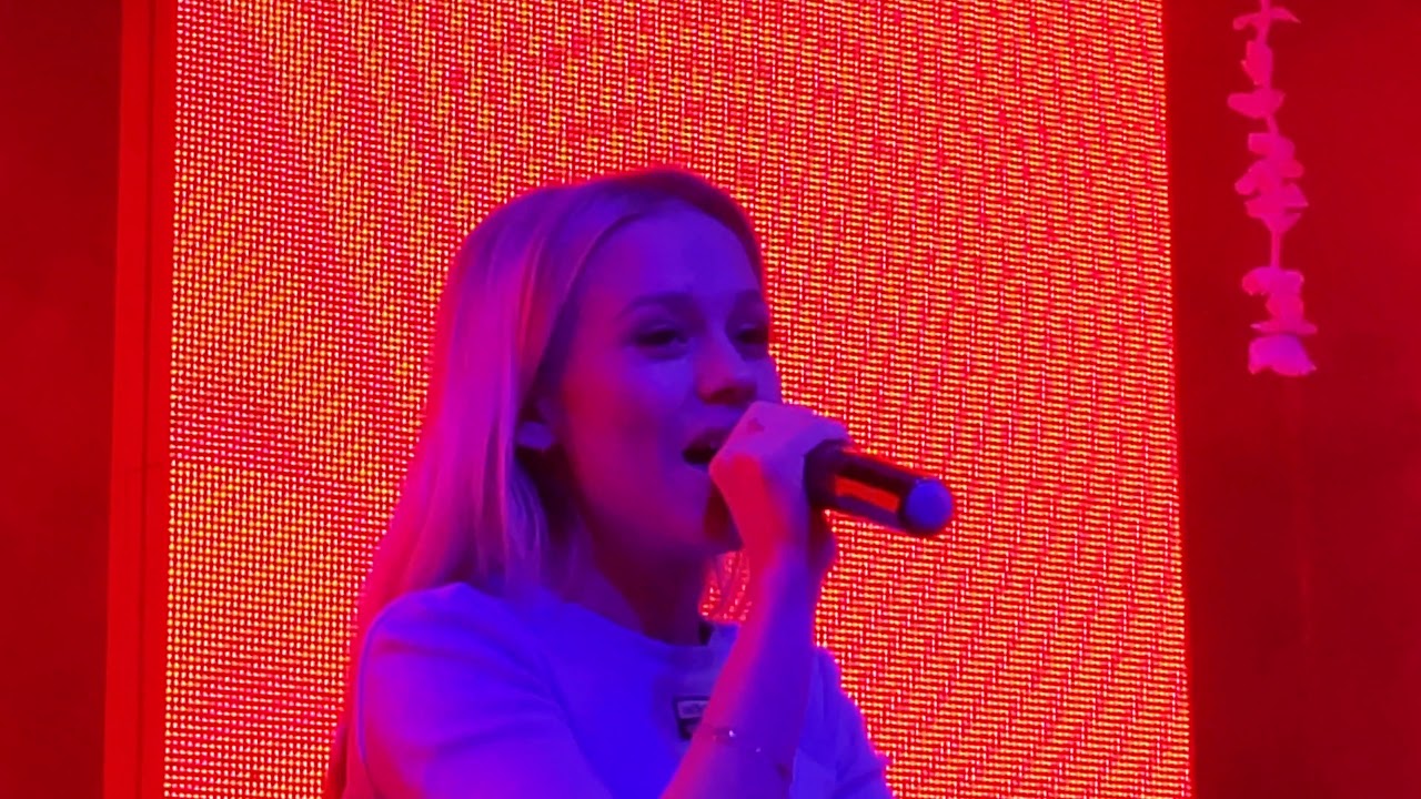 Grivina — I want to dance now (@ Болеро) - YouTube