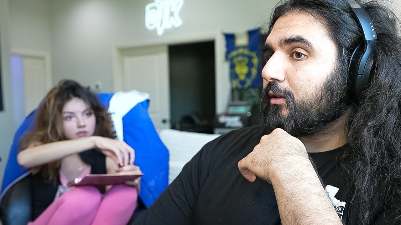 Bonnie Disappointed By Esfand - YouTube