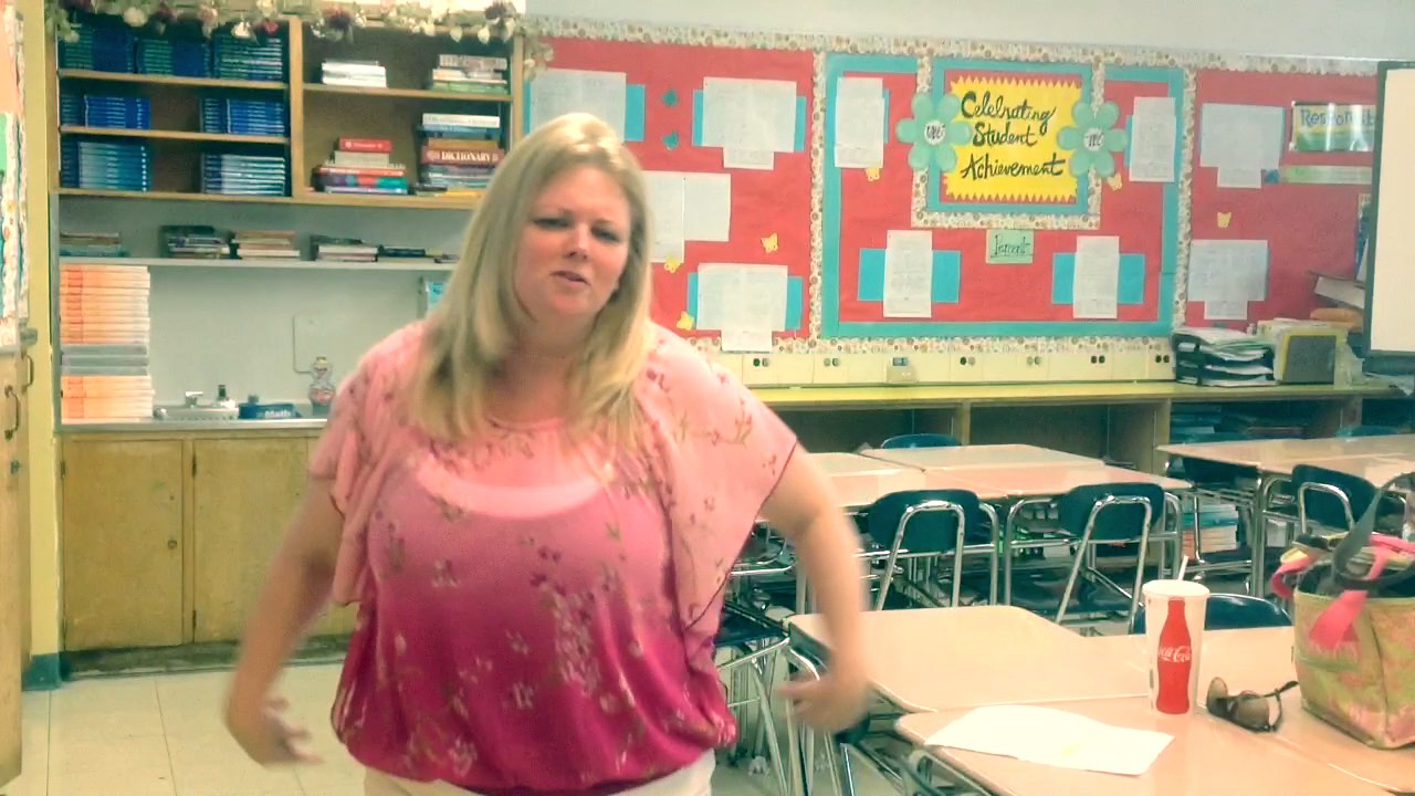 IS73 Shakes It Off! 2015 - YouTube