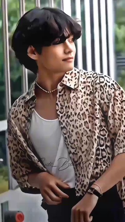 BTS #bts BTS SHORT BTS V SHORT💜BTS JIN BTS ARMY #wepurpleyoubtsandbtsarmy - YouTube