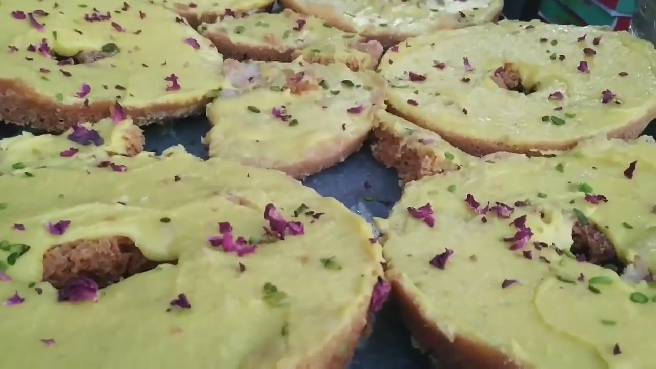 Making of "Ghewar" | Bikaner - YouTube