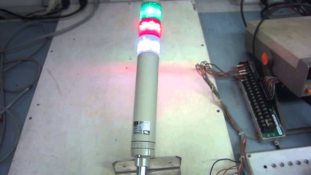 PATLITE LCE-3M2AFB-RGC LED small laminated signal lamp 動作確認 - YouTube