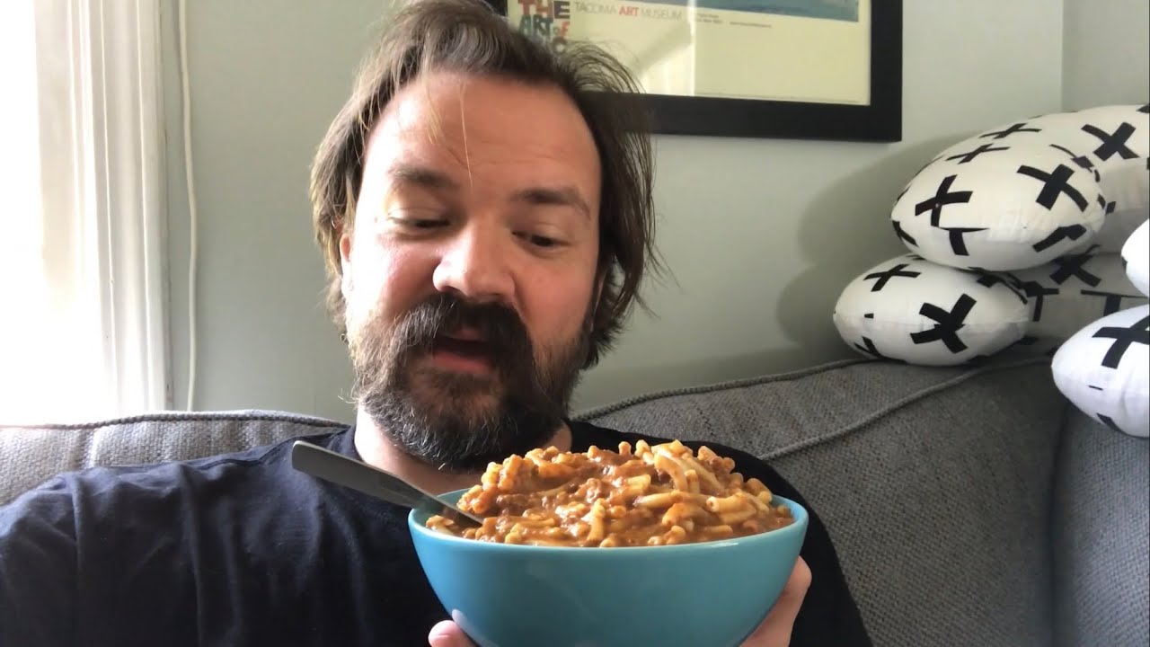 The eat a bowl of chili mac & cheese while working out challenge ...