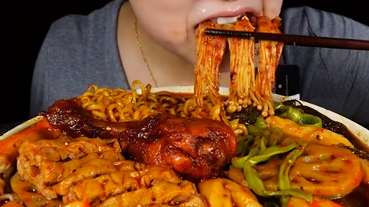 Mukbang Asmr Eating Spicy Food Noodle Delicious - YouTube