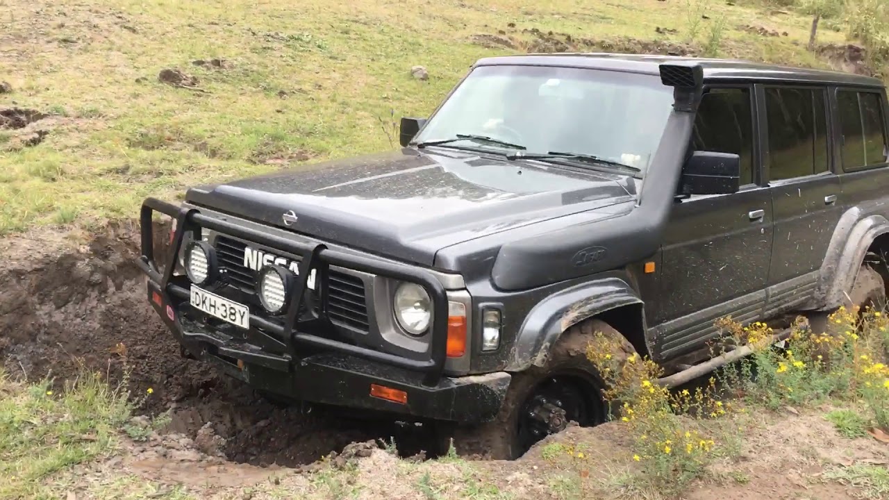 Ls1 GQ Nissan patrol/mud bog - YouTube