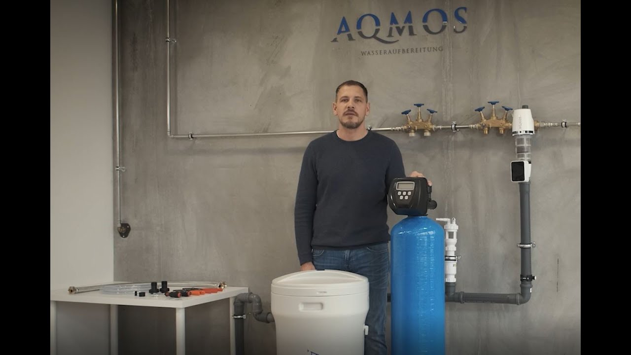 Installation Wasserenthärtungsanlage AQMOS CMX-Serie - YouTube