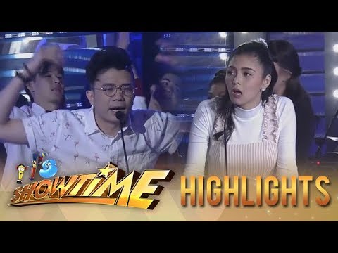It's Showtime PUROKatatawanan: Kim's jaw drops after hearing the joke of Vhong