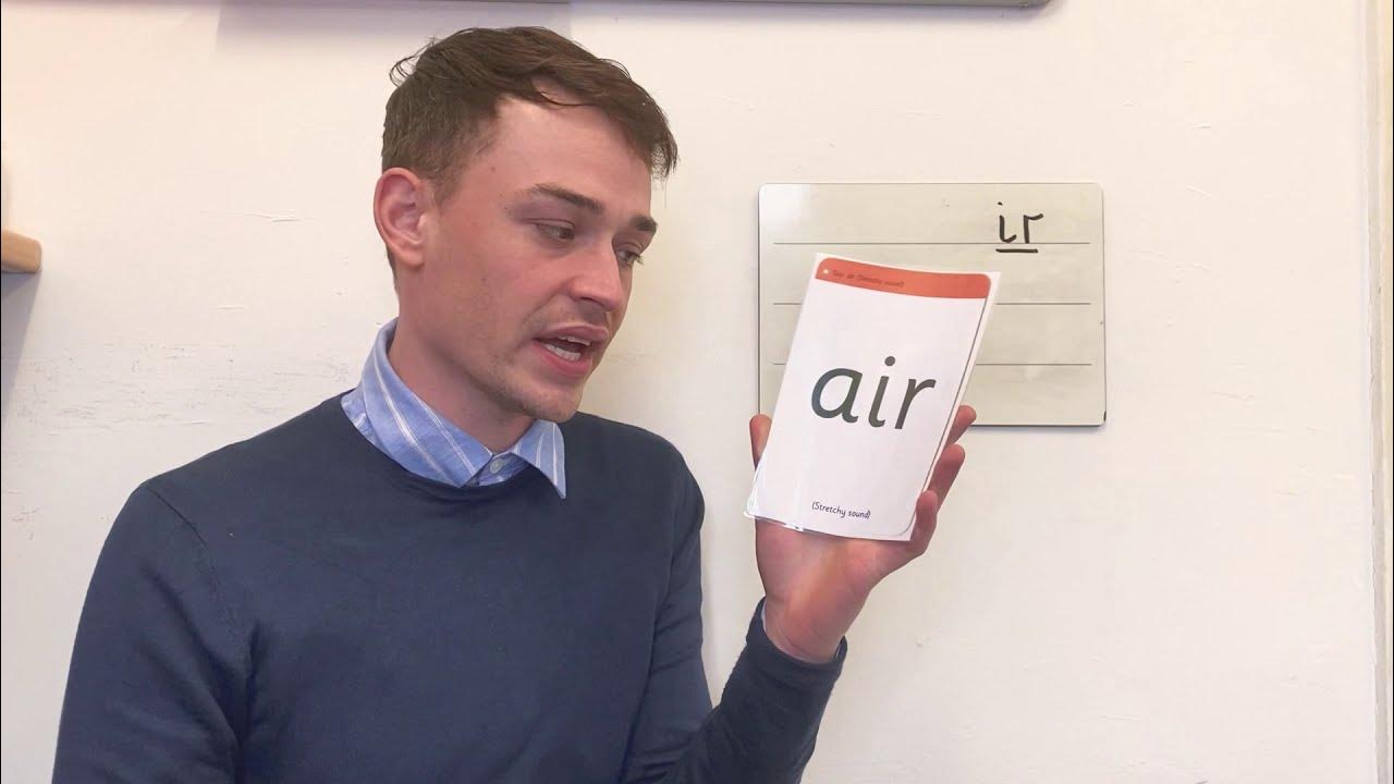 RWI (Set 2) - ‘ir’ sound - YouTube