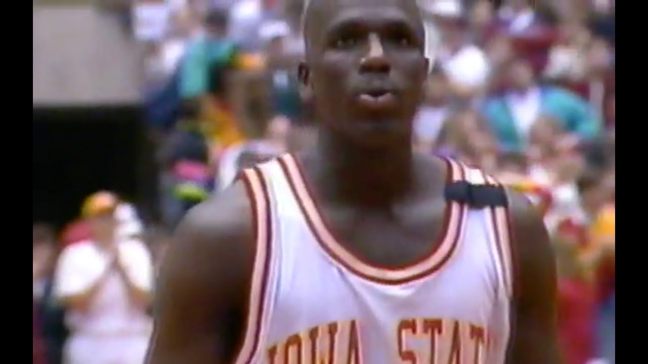 1993 | Iowa State beats #7 Kansas | NCAA Basketball | Hilton Magic ...