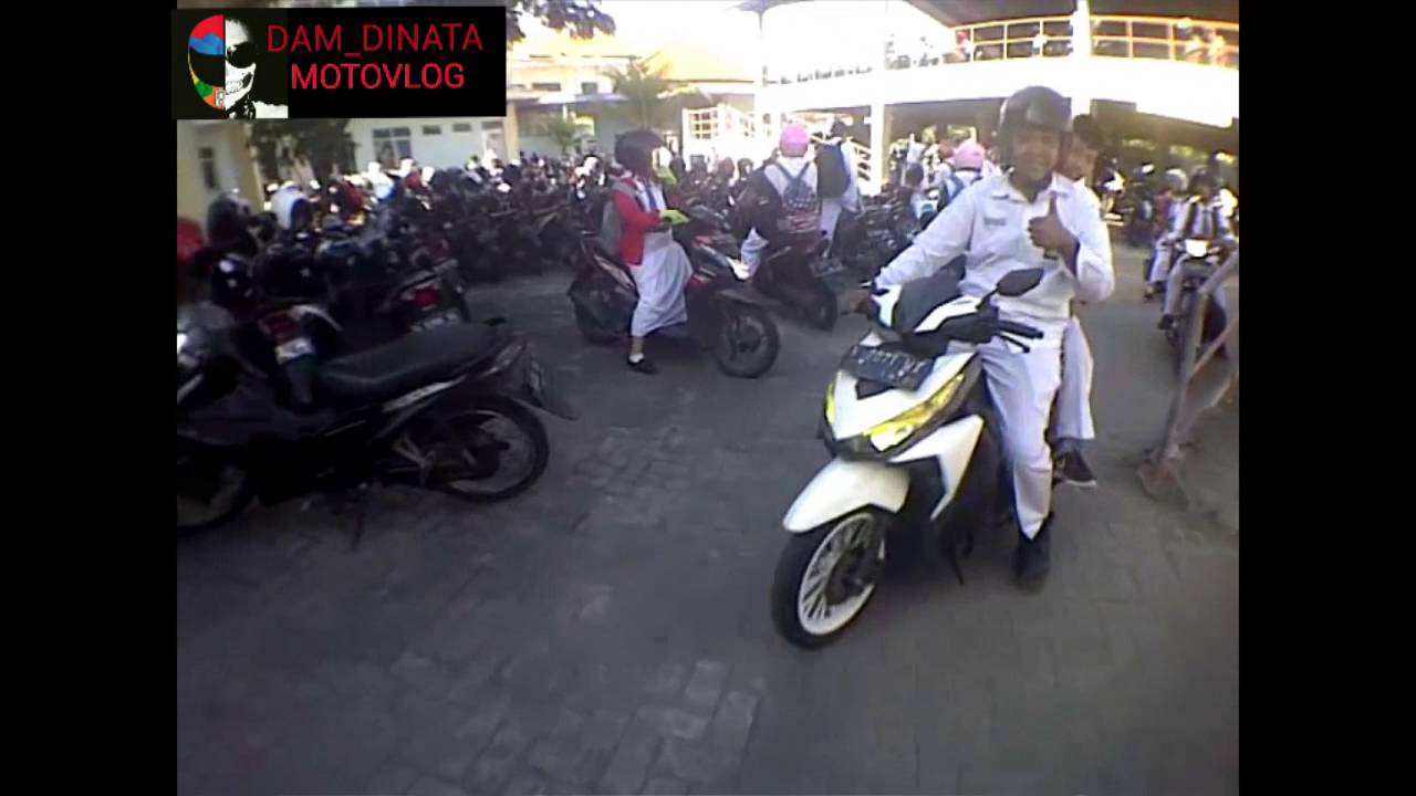 #7 VLOG PULANG SEKOLAH||BANG KHARISMA RIDER CRASH!!!!||#MOTOVLOGINDONESIAN - YouTube