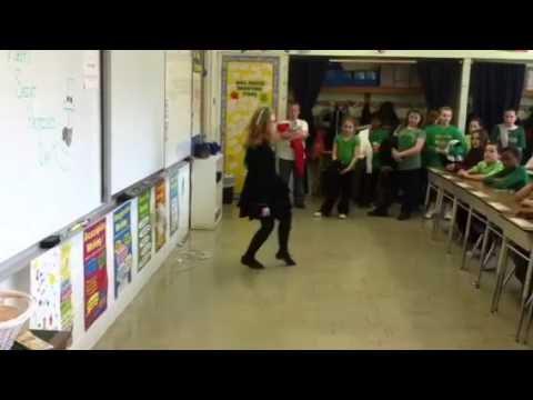 Miranda Irish Dances for her class. - YouTube