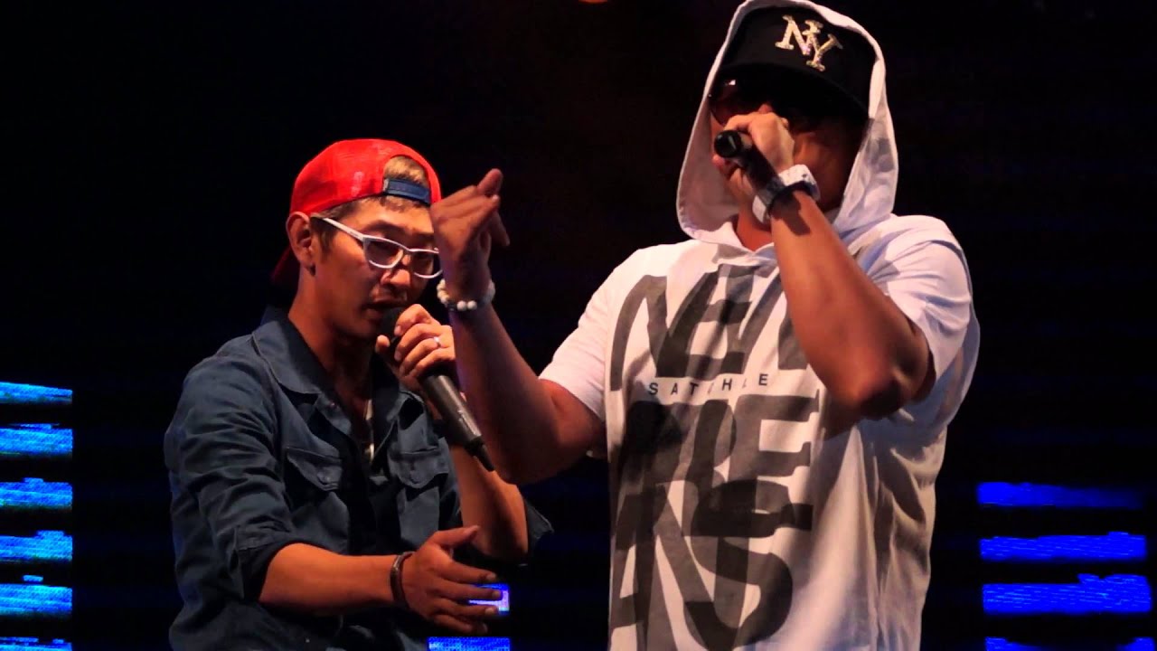 [121004 성균관대학교 건기제] DJ DOC - DOC와 춤을 - YouTube