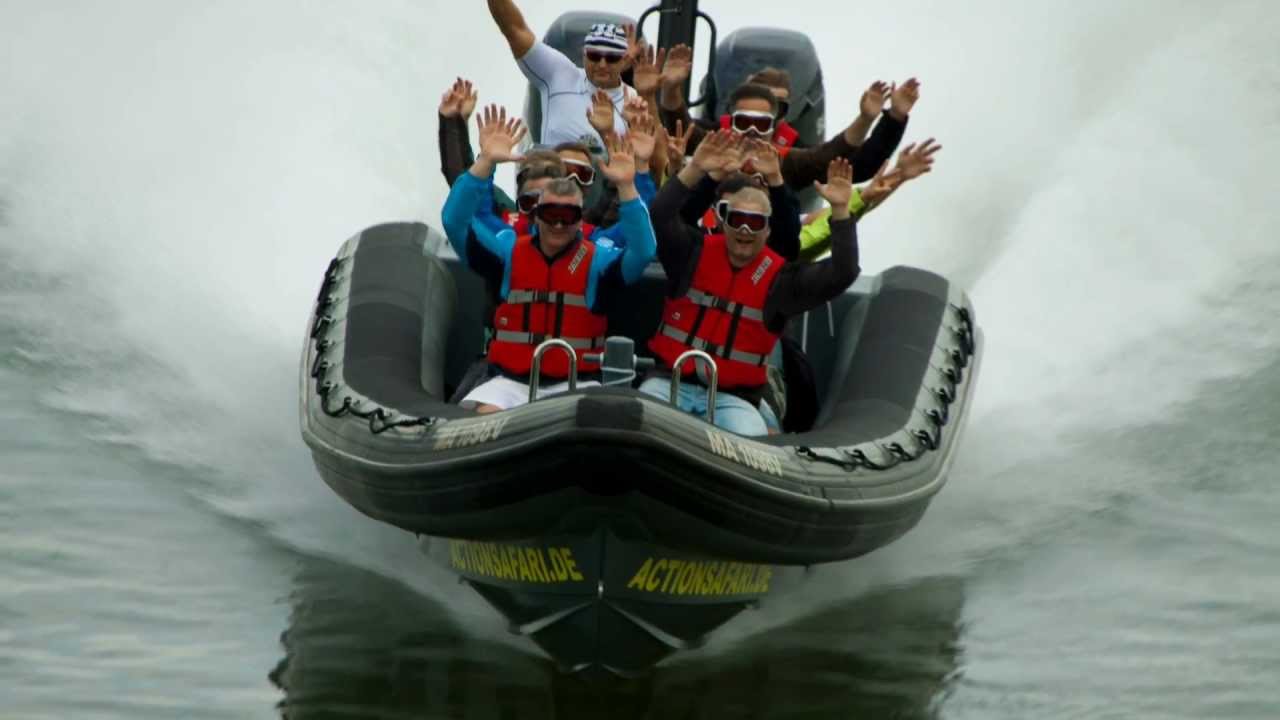 Extrem Rib Boot in Action - YouTube