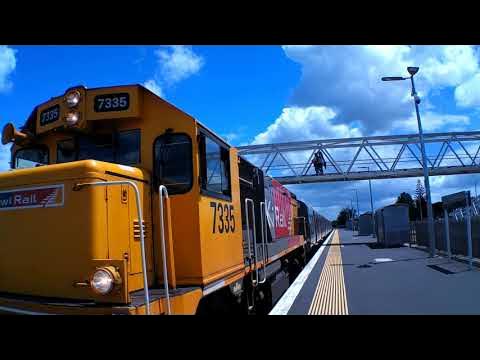 Te Huia Trains ,100 , 101 ,102 , 104 , 105 , on some of the last days ...