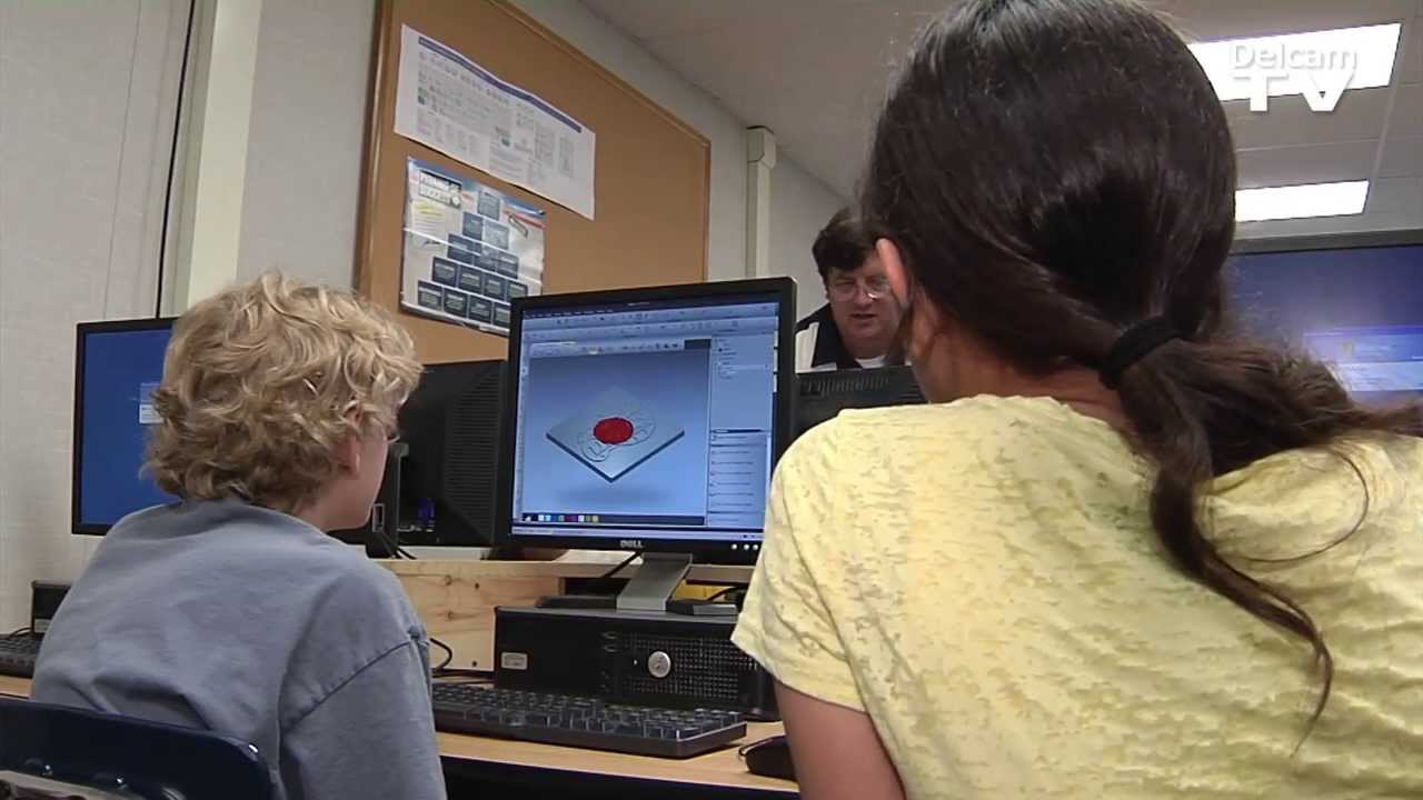 ArtCAM Taught in Middle School Computer Class - YouTube