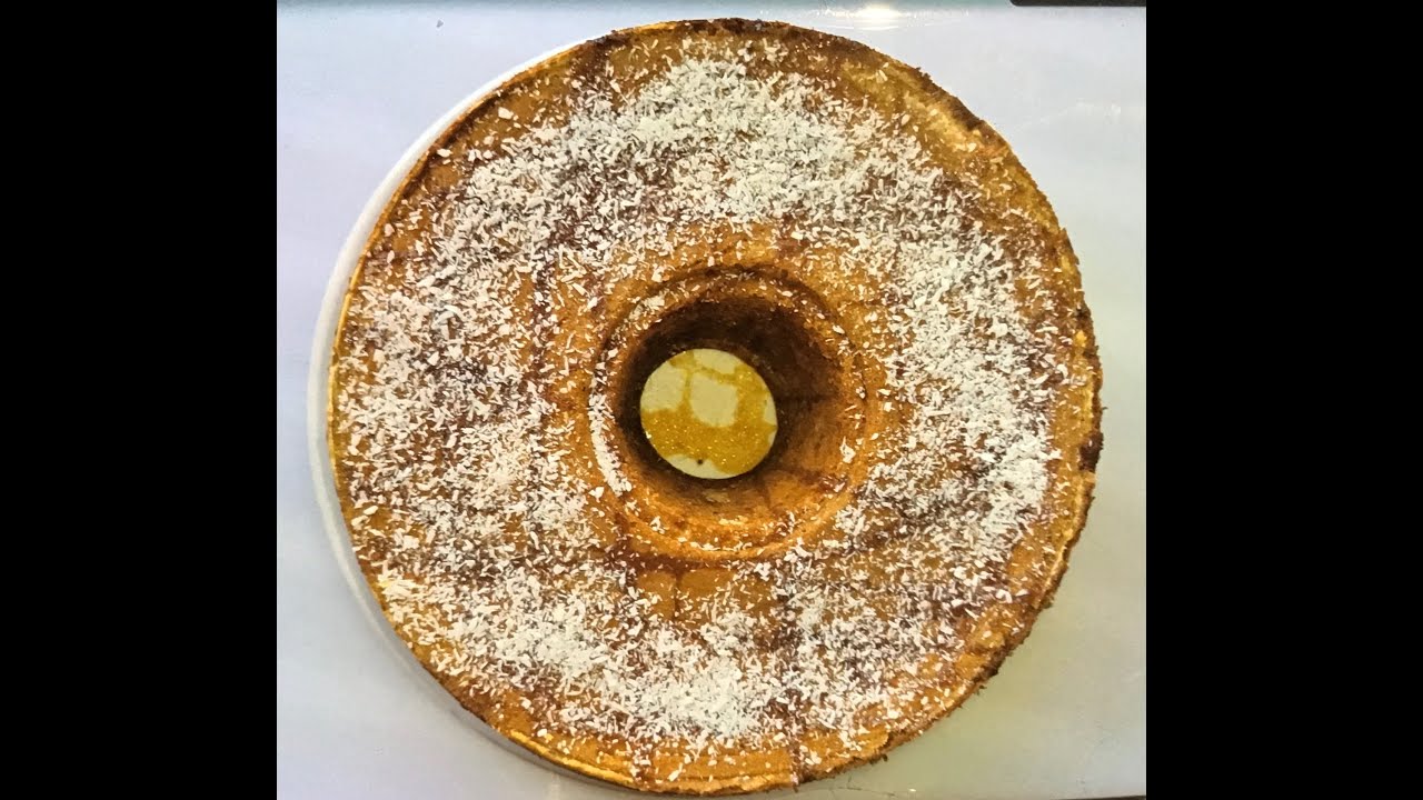 Bolo de mandioca/cassava cake - YouTube