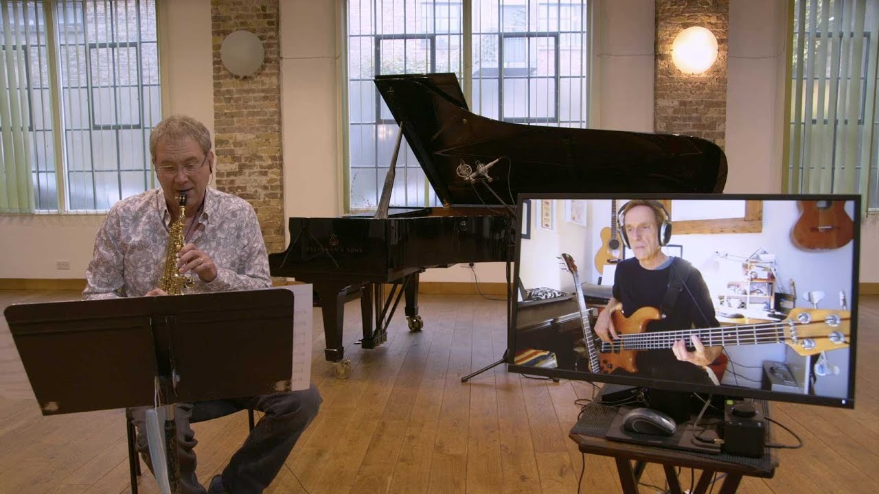 David Roach & Martin Elliott - Soprano Sax & Bass Guitar duets - YouTube