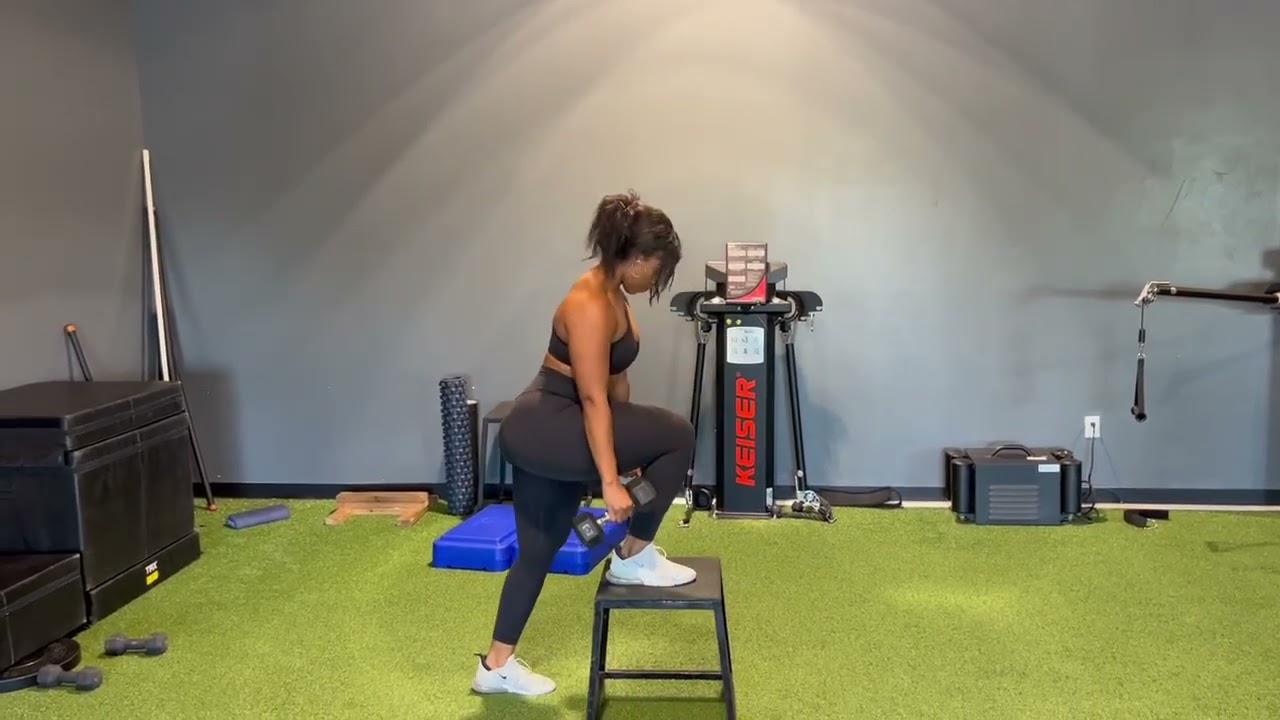 Dumbbell Step Ups - YouTube