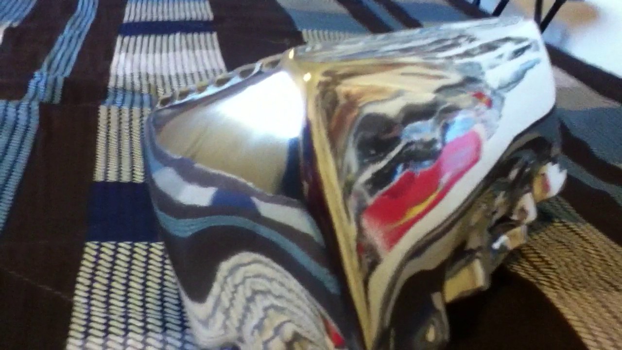 MUSTANG 5.0 BREAD BOX UPPER INTAKE POLISHED - YouTube