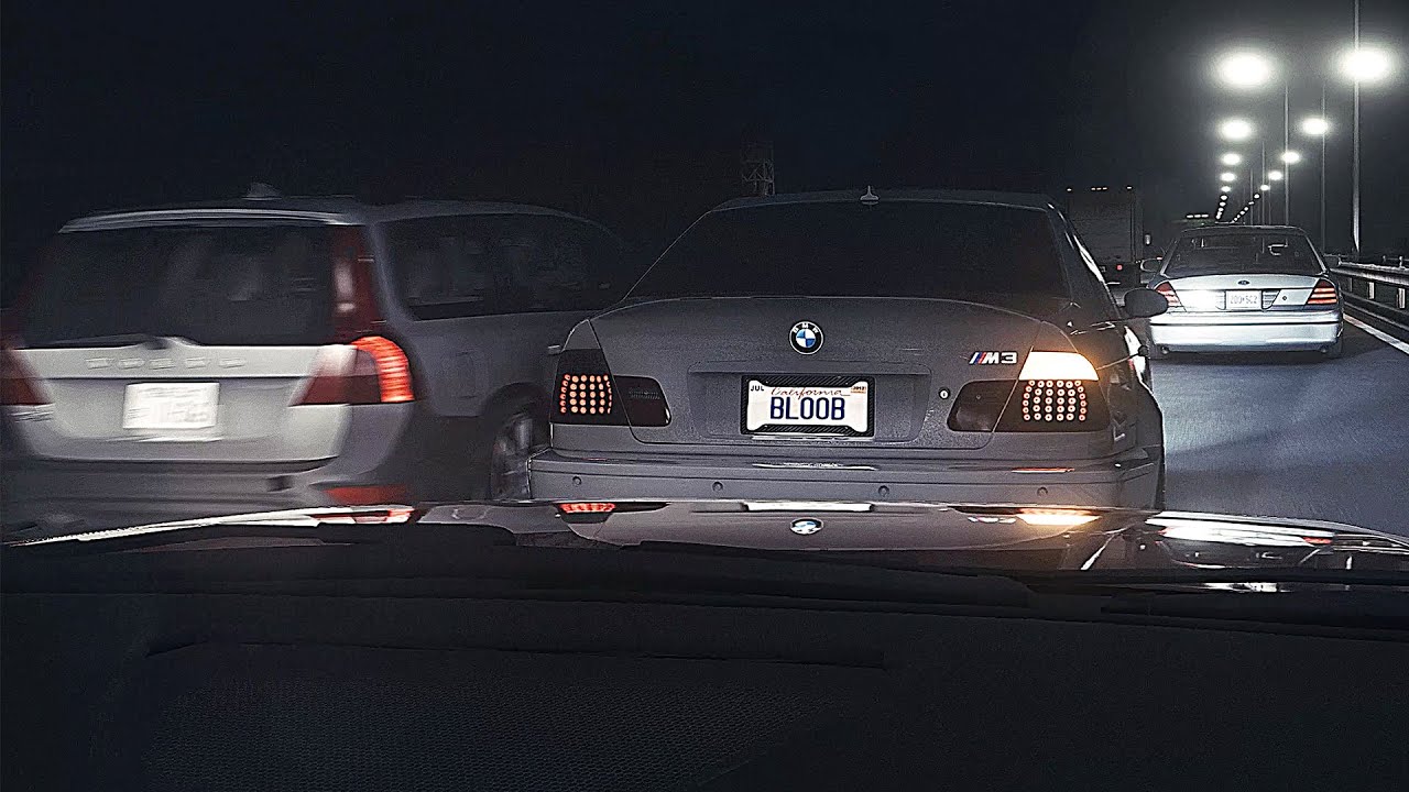 BMW discovers turn signals - YouTube