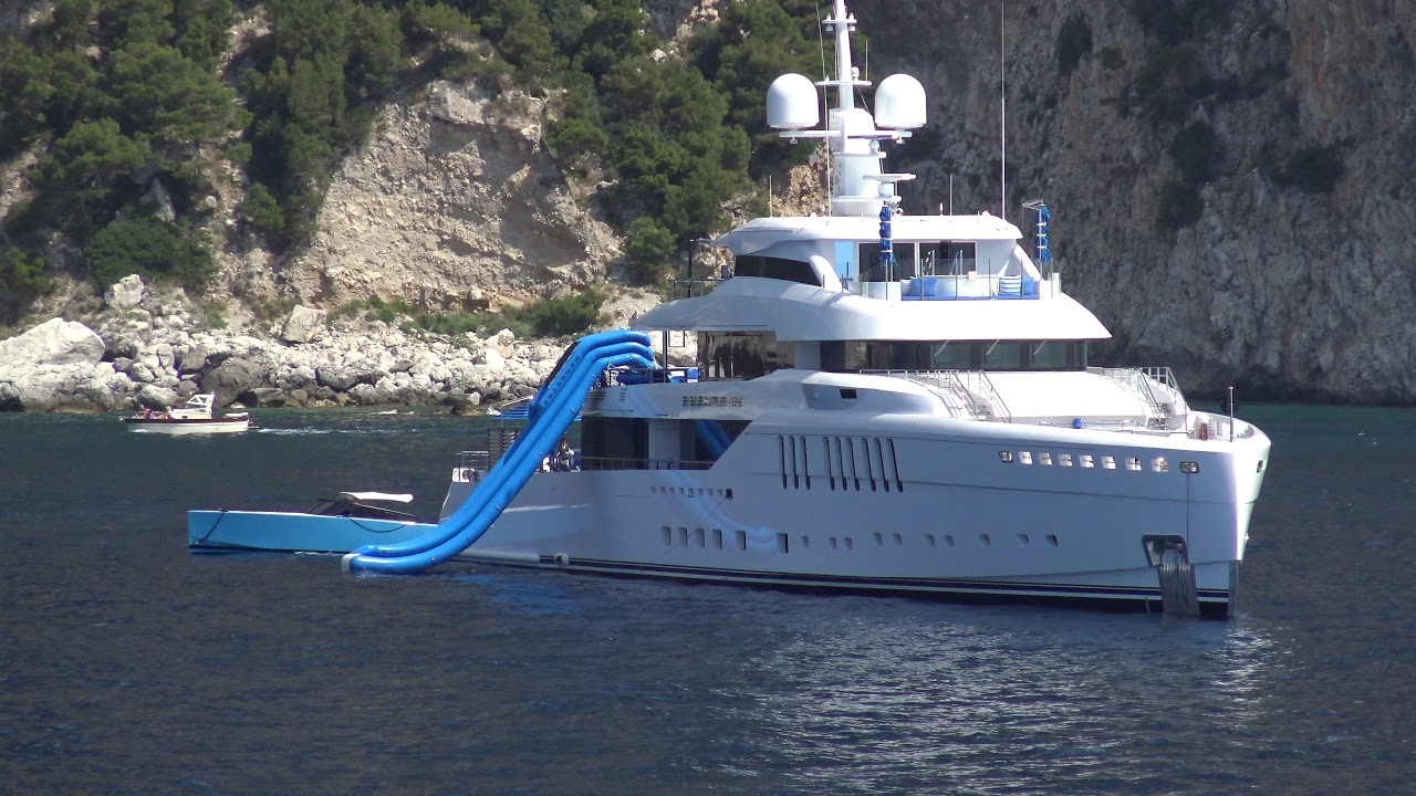 Motor Yacht SEASENSE - YouTube