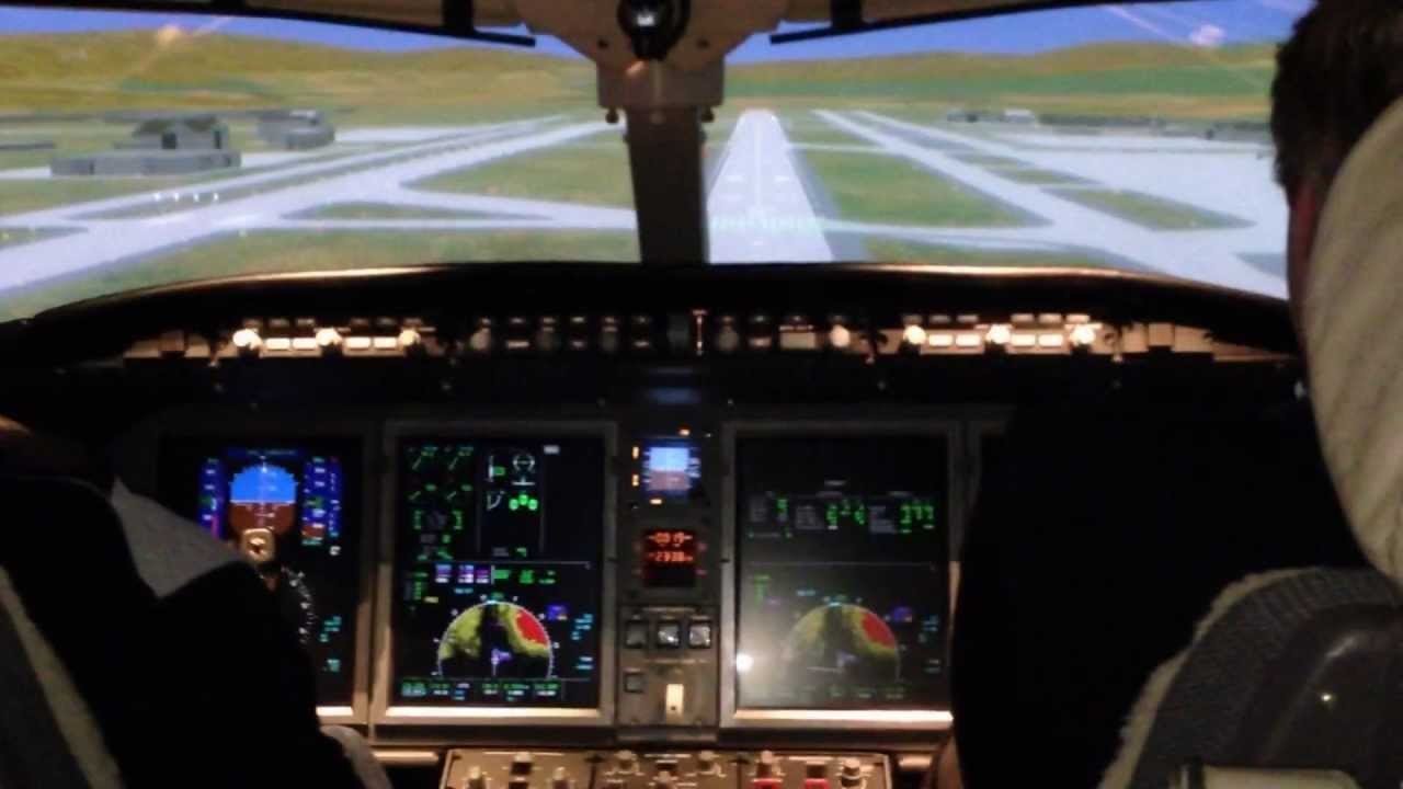 Level D Challenger 300 Simulator - YouTube