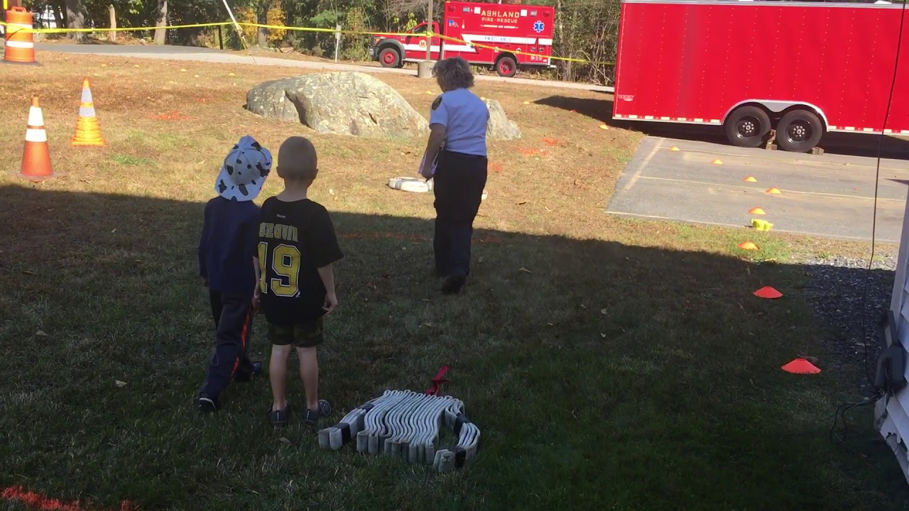 Ashland Fire Department open house obstacle course - YouTube