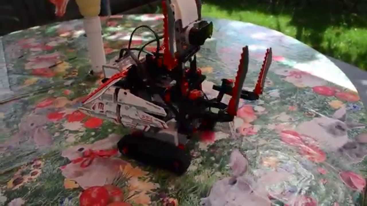 Lego Mindstorms EV3 DANCE BOT - YouTube